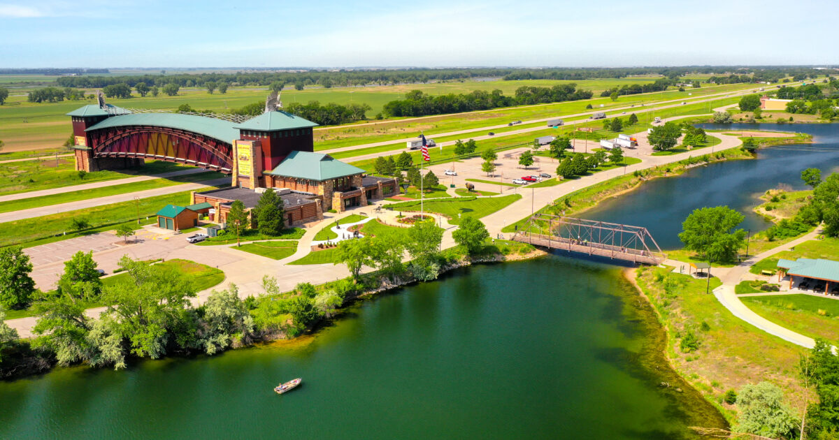 Nebraska Life | Country Travel DISCOVERIES